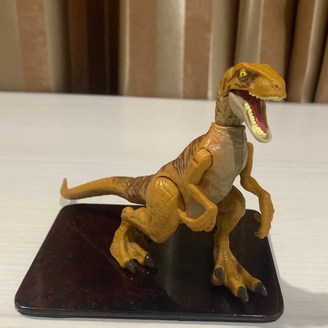 Jurassic World Savage Strike Velociraptor Action Figure, Small Dinosaur ...