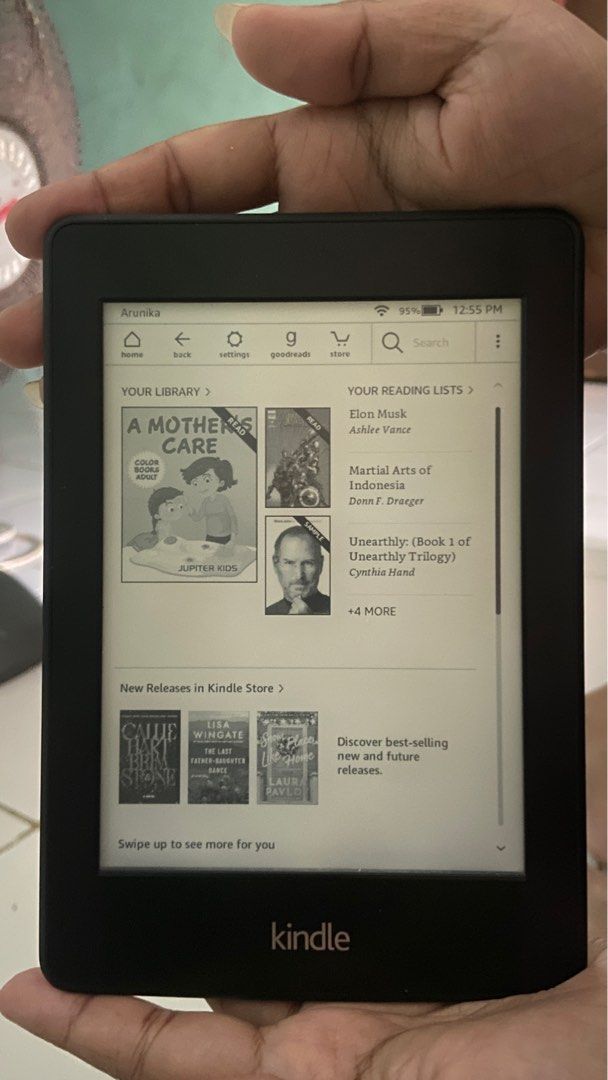 Kindle E-reader, Mobile Phones & Gadgets, E-Readers on Carousell