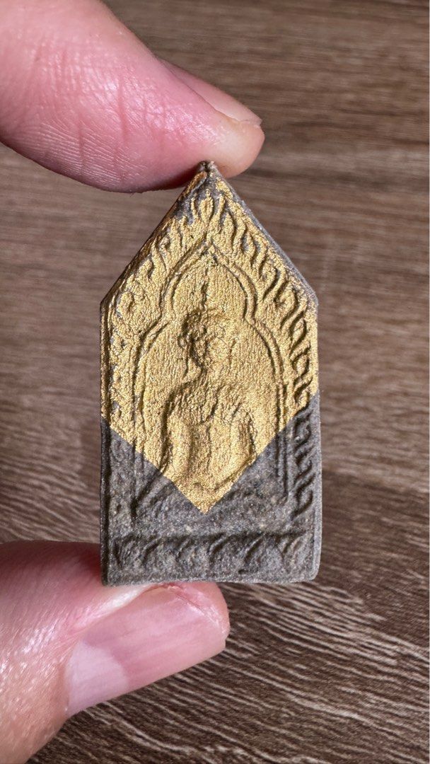 LP Chamnan Wat Chin Phra Khun Paen Sum Ruean Kaew Loy Krathong (2568), Hobbies & Toys, Religious ...