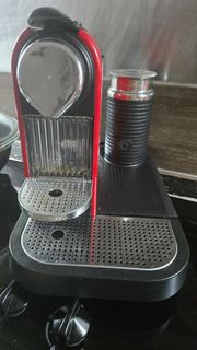 Nespresso Type C60 Coffee Machine, 家庭電器, 廚房電器, 咖啡機及咖啡壺 - Carousell