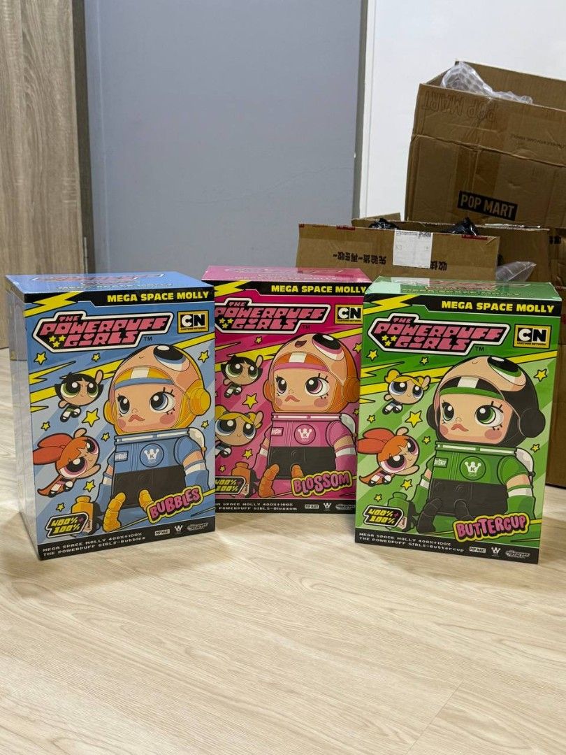 Pop Mart Mega Space Molly Powerpuff Girls Figures (BNIB), Hobbies ...