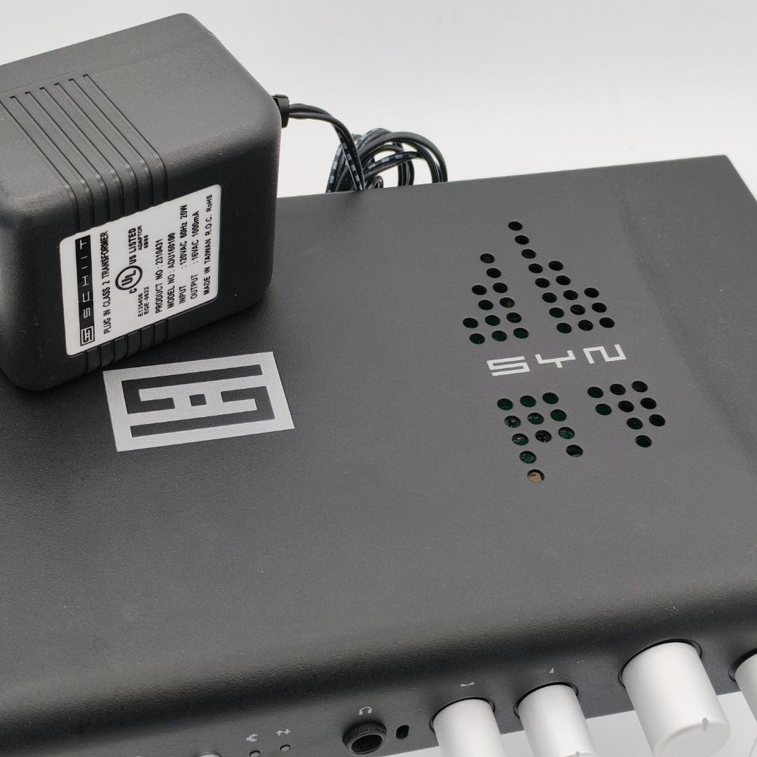 Schiit SYN Surround Processor DAC Pre-Amp Headphone Amplifier, Audio ...