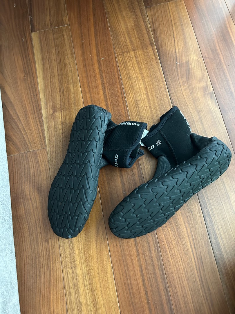 Scubapro Delta 5 Scuba Diving Boots, Sports Equipment, Other Sports ...