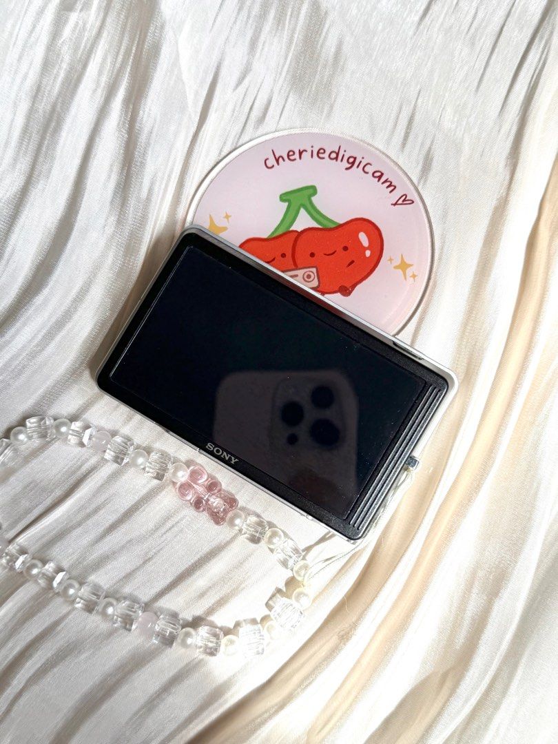 Sony Cybershot T700 Silver Digicam Digital Camera, Photography, Cameras ...