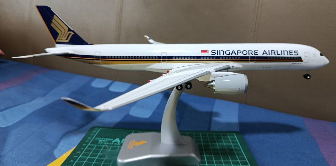 SQ snap fit model, Hobbies & Toys, Memorabilia & Collectibles, Vintage ...