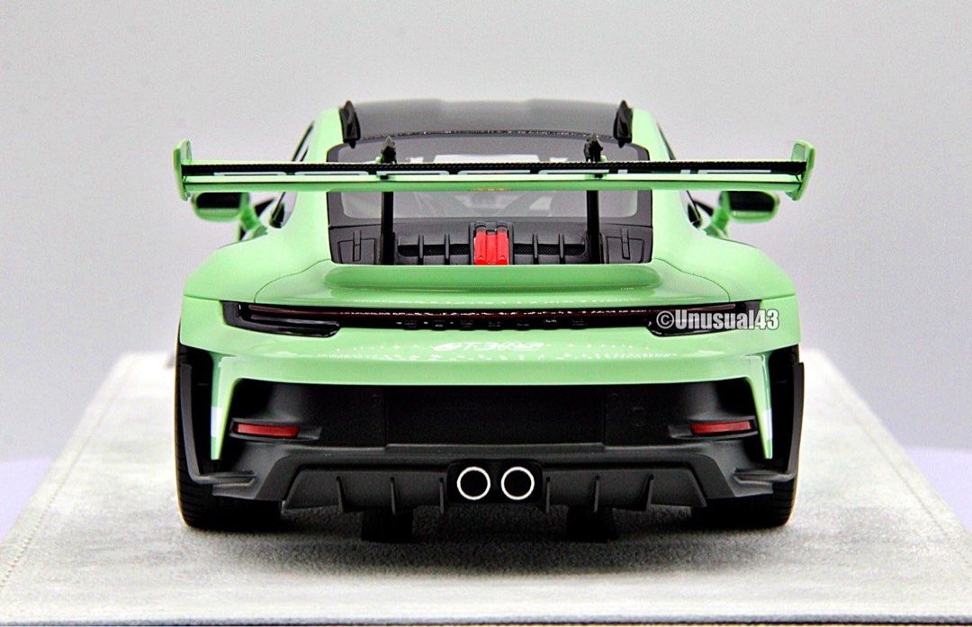 1/18 Fuelme Porsche 911 (992) GT3RS Weissach Package Avocado Green ...