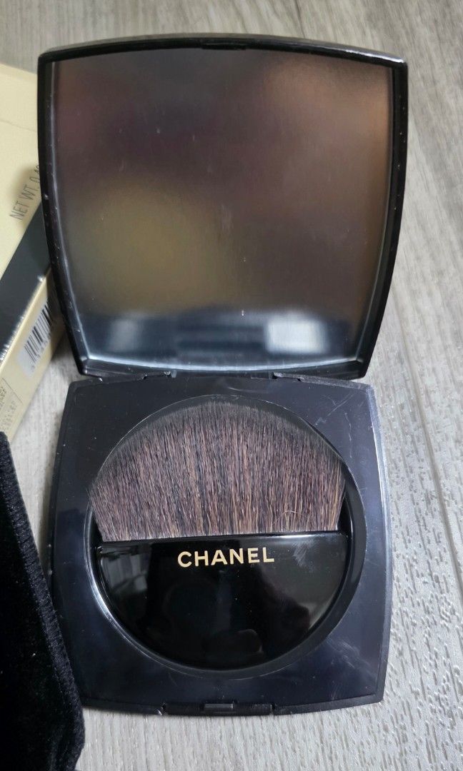 Chanel Les Beiges Healthy Glow Sheer Powder No10, Beauty & Personal ...