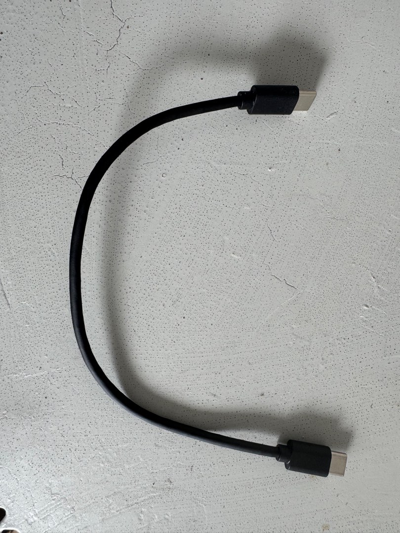 Short type C to type C data and charging cable, 20cm long, Mobile ...