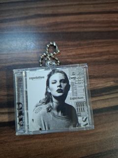 💿 reputation by taylor swift cd, Hobbies & Toys, Music & Media, CDs ...