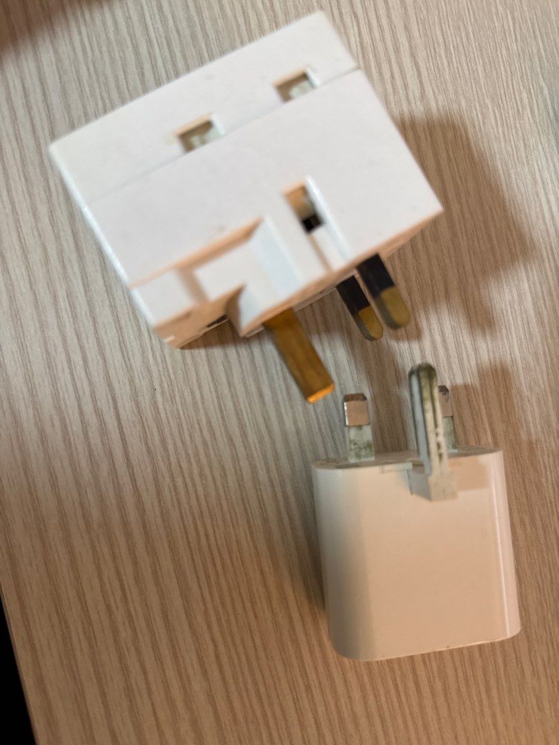 Universal Plug Adapter, TV & Home Appliances, Electrical, Adaptors ...