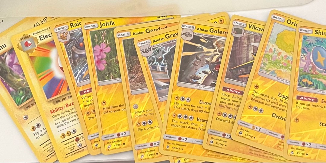 ⚡️ Old Electric Type Pokemon Card ⚡️, Hobbies & Toys, Toys & Games on ...