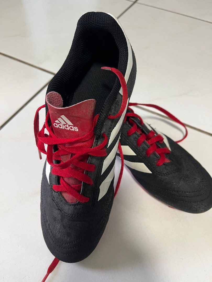 Adidas Predator Kids, Men's Fashion, Footwear, Boots on Carousell