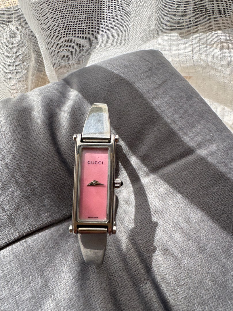 Authentic Gucci ladies stainless steel watch, Women's Fashion, Watches ...