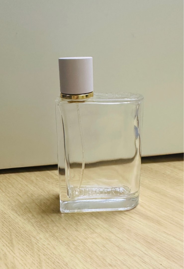 Burberry Her Empty bottle, Beauty & Personal Care, Fragrance ...