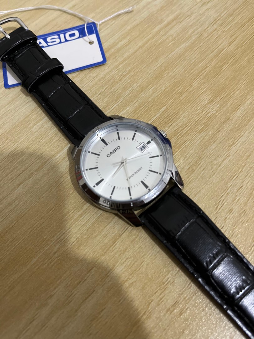Casio mtp new, Fesyen Pria, Jam Tangan di Carousell