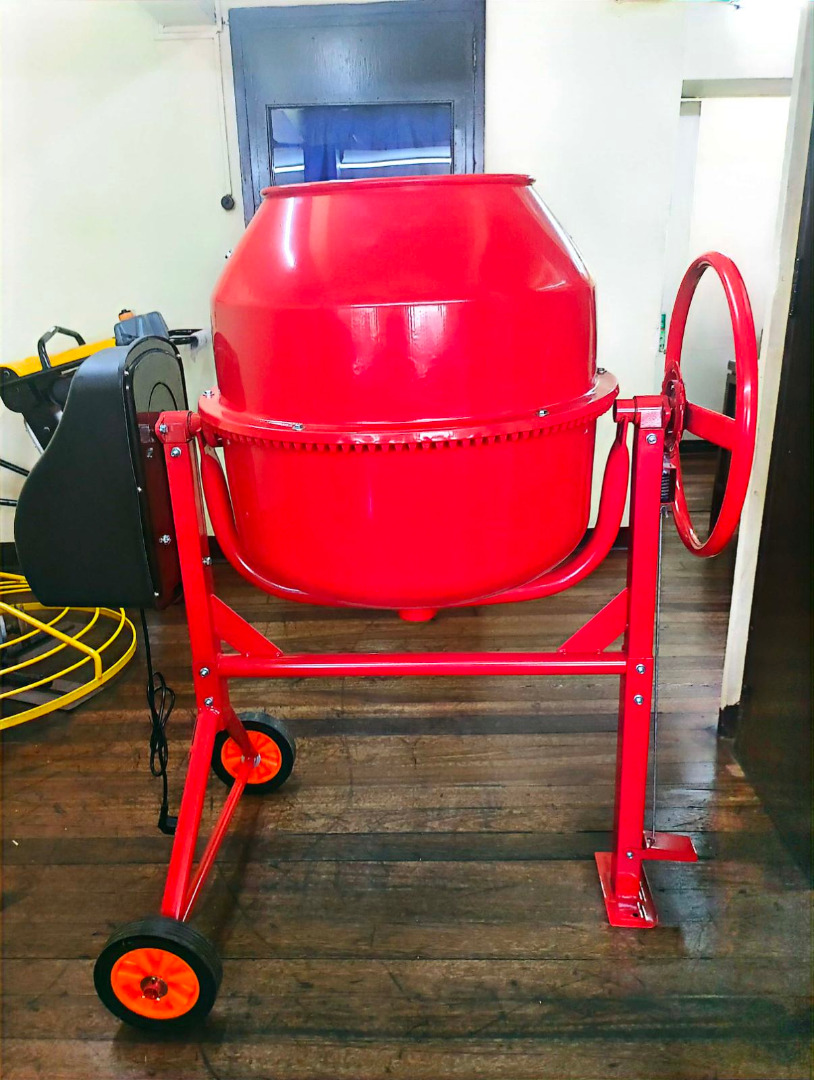 CONCRETE MIXER HALF BAGGER, Commercial & Industrial, Industrial ...