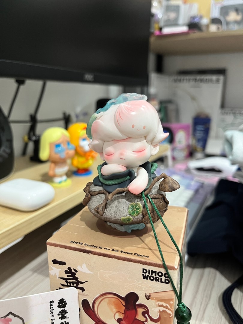 Dimoo [Stories in the cup] - The lotus, Hobbies & Toys, Toys & Games on ...