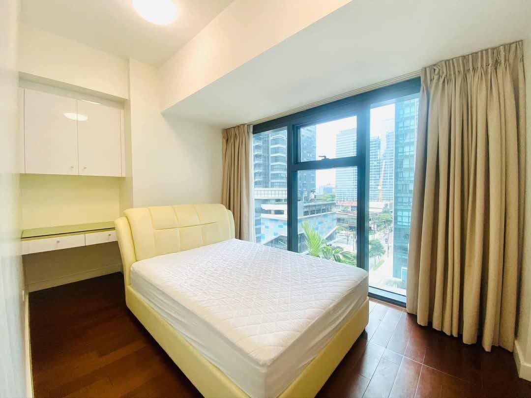 Grand Hyatt Residences Bgc Condo For Rent 2BR with Balcony, Property ...