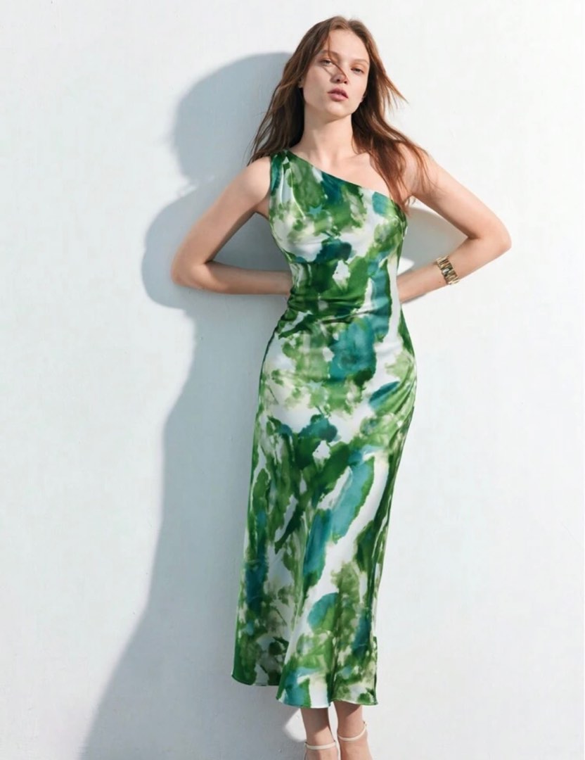 Green Toga Dress, Women's Fashion, Dresses & Sets, Dresses on Carousell