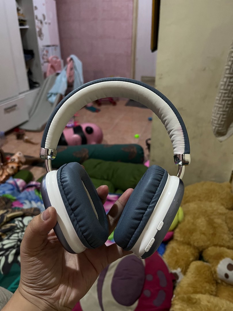 Headphone loly poly original 100%, Elektronik, Lainnya di Carousell