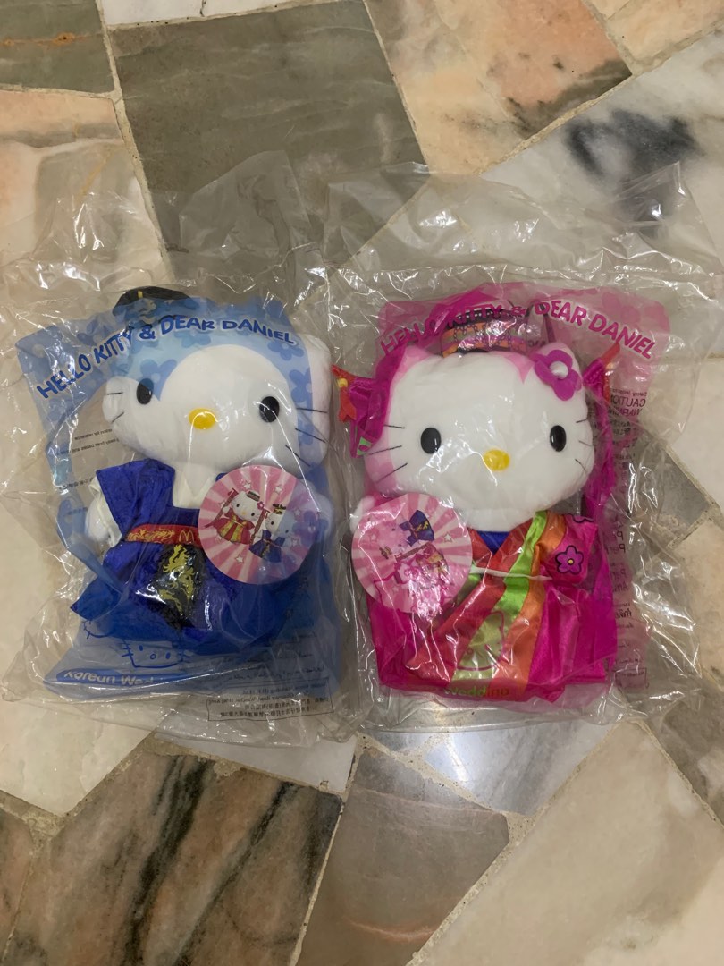 Hello Kitty Collections - Wedding Series, Korean, Hobbies & Toys ...