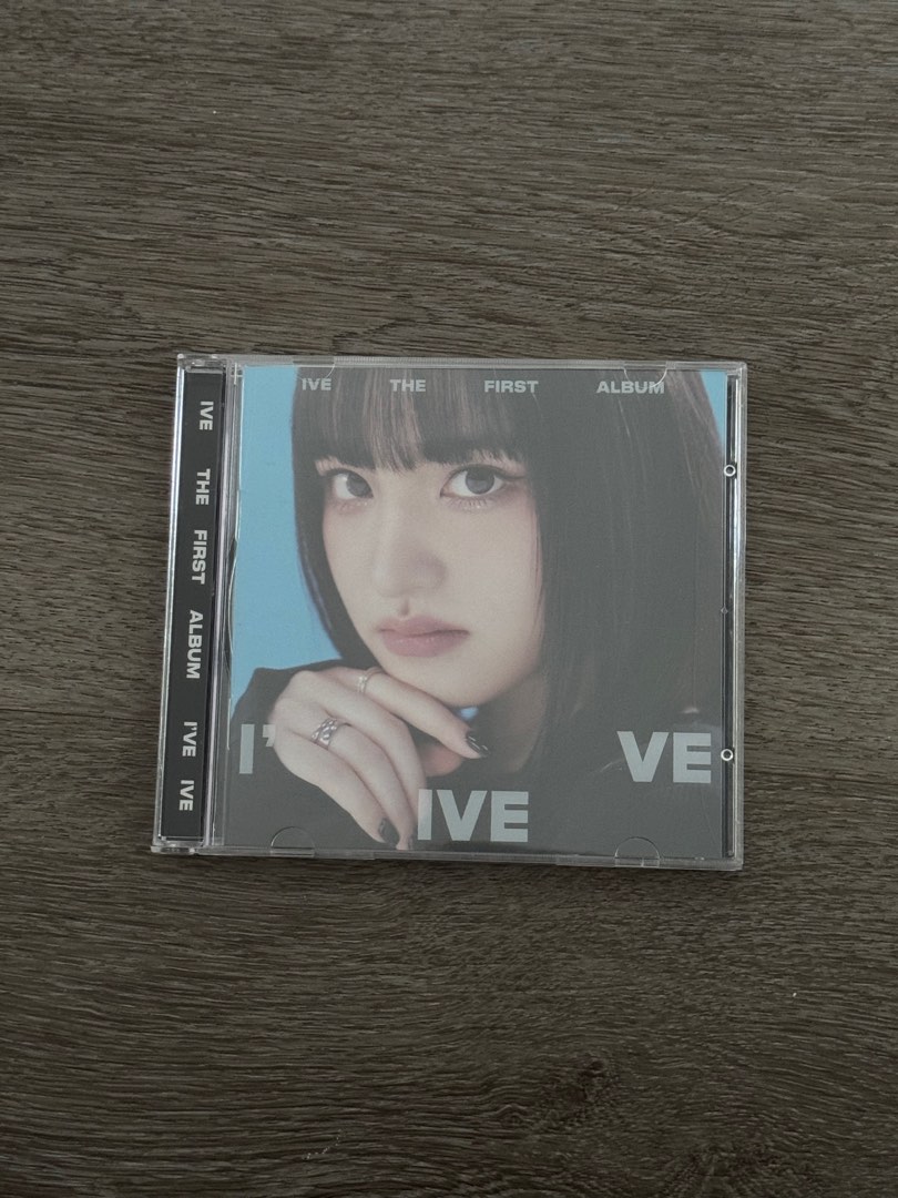 IVE the first album CD with cover, Hobbies & Toys, Memorabilia ...