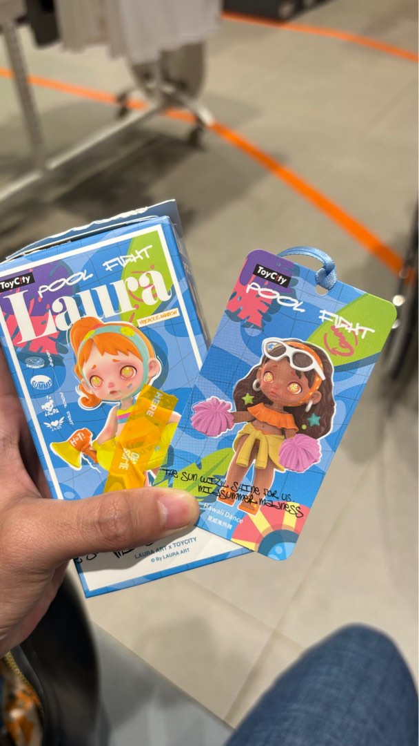 LAURA pool fight edition KKV OHSOME blind box, Toys & Collectibles ...