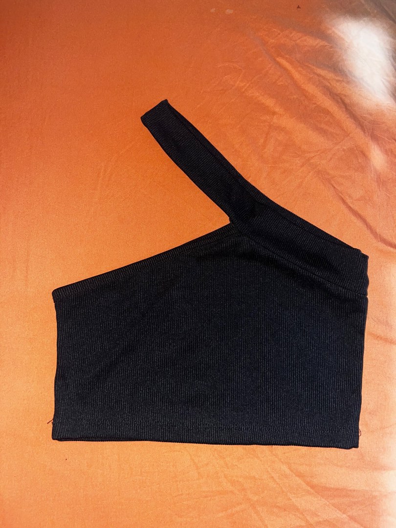 One Sided Crop Top, Women's Fashion, Tops, Sleeveless on Carousell