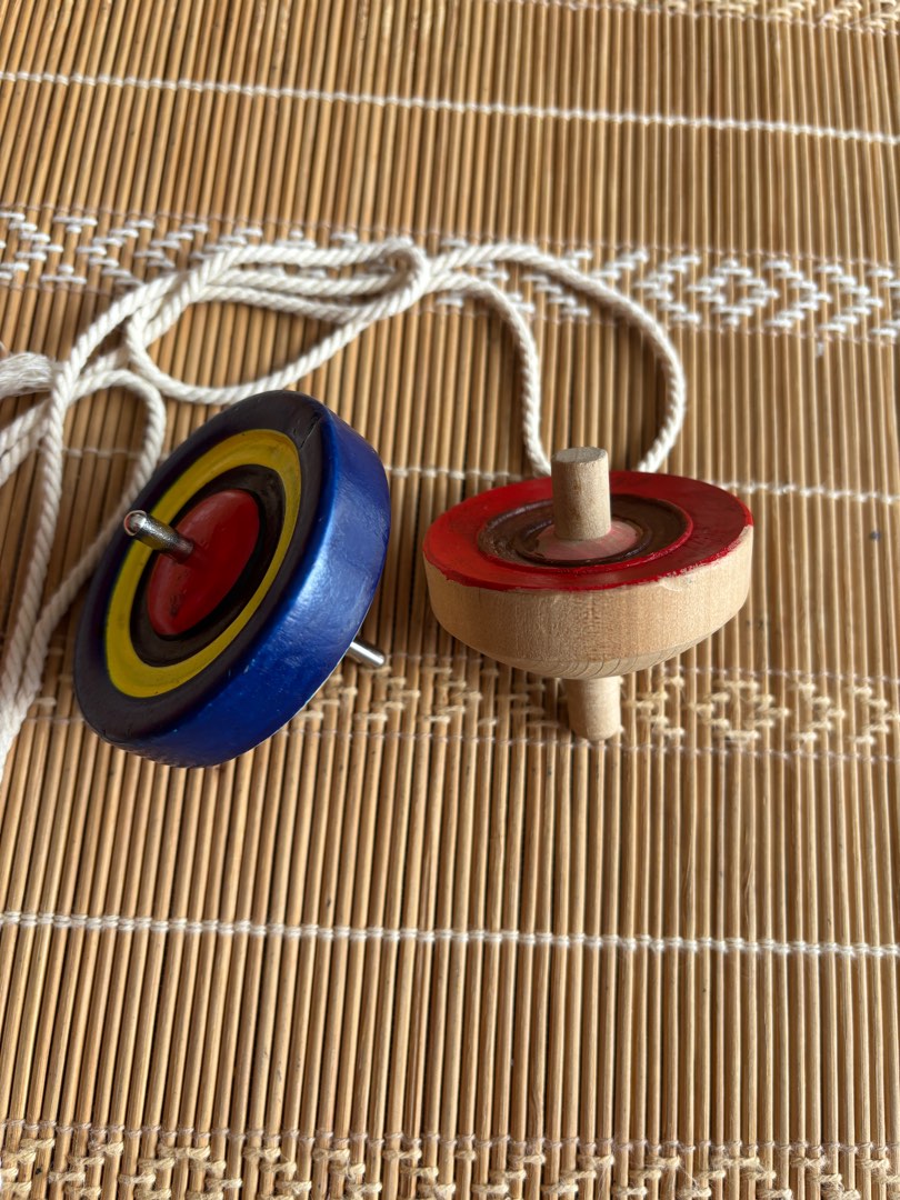 Paengi Chigi, koma, squid games spinning top, Hobbies & Toys, Toys ...