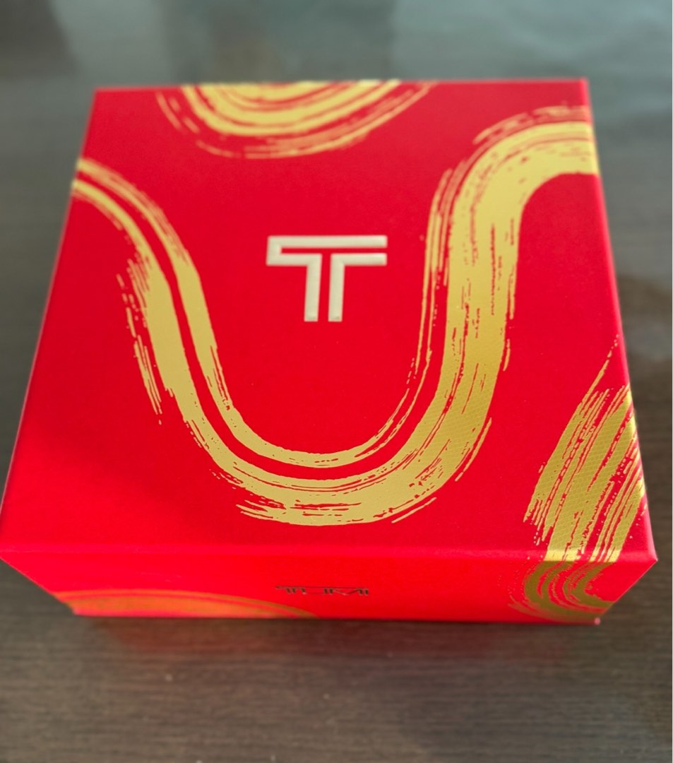 [pre-order] TUMI 2025 Year of Snake Premium Gift Box, Hobbies & Toys ...