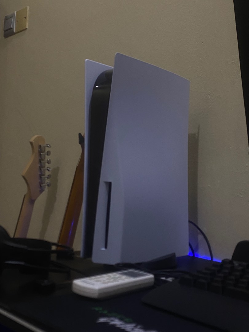 PS5 Fat Disc w 2 controller, Video Gaming, Video Game Consoles ...