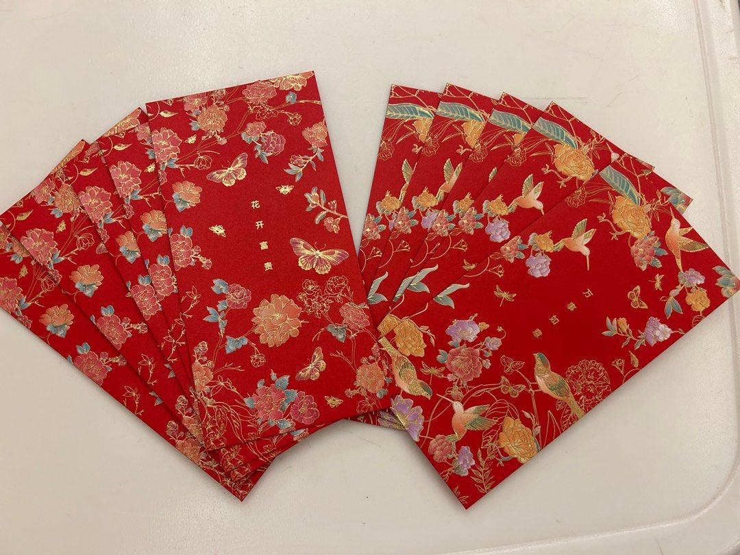 Standard chartered 2025 red packets - 10 per pack, Hobbies & Toys ...