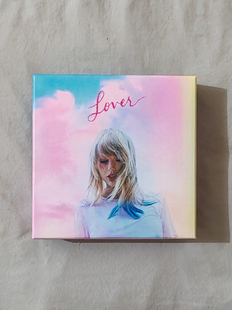 TAYLOR SWIFT LOVER LIMITED EDITION BOX SET (LOVER DELUXE EDITION IN ...