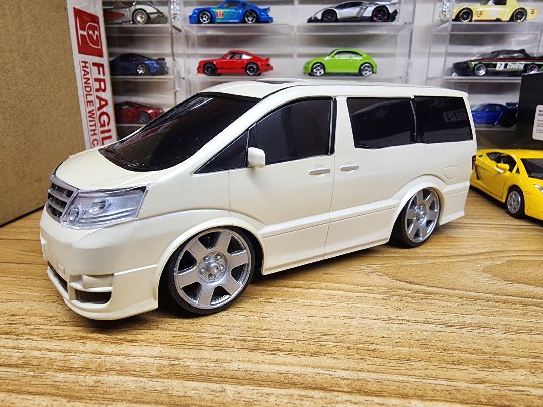 Toyota Alphard Taiyo R/C, Hobbies & Toys, Toys & Games on Carousell