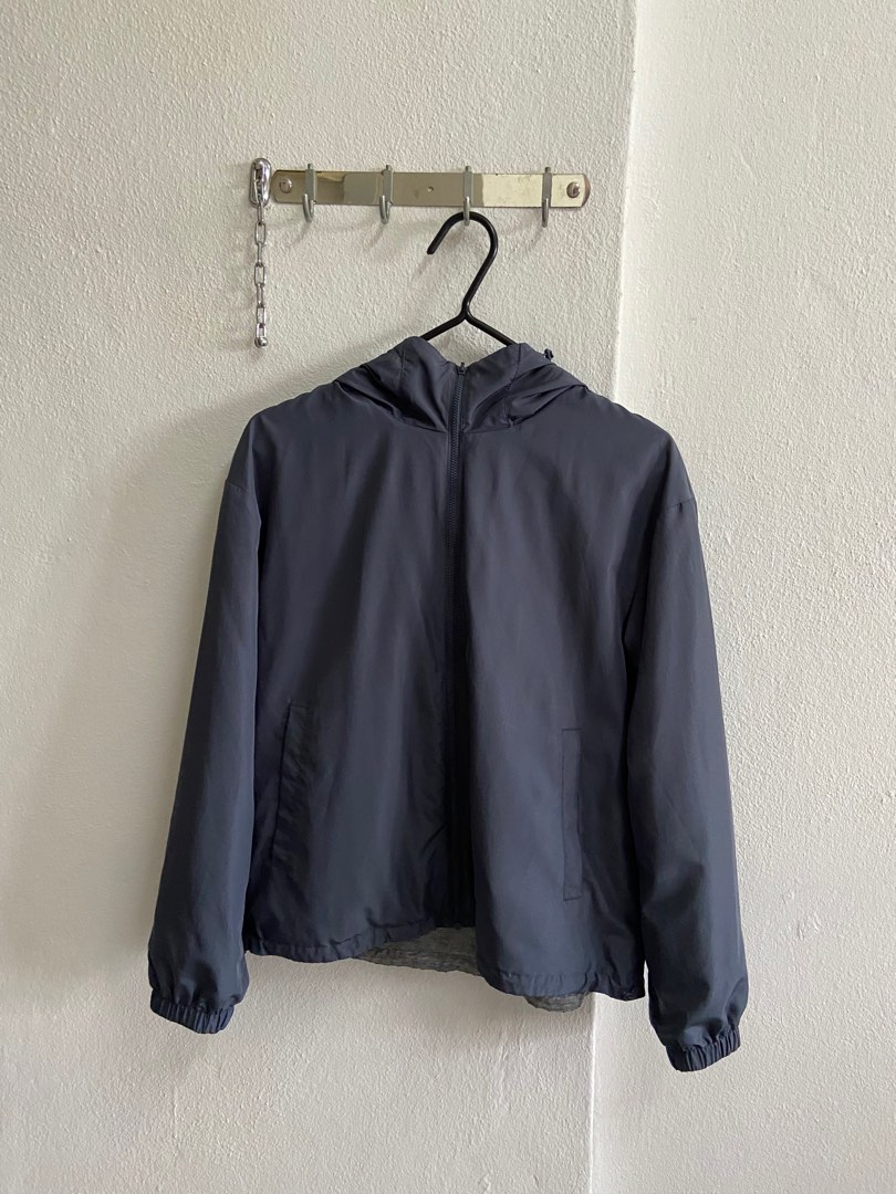 Uniqlo Reversible Parka, Women's Fashion, Activewear on Carousell