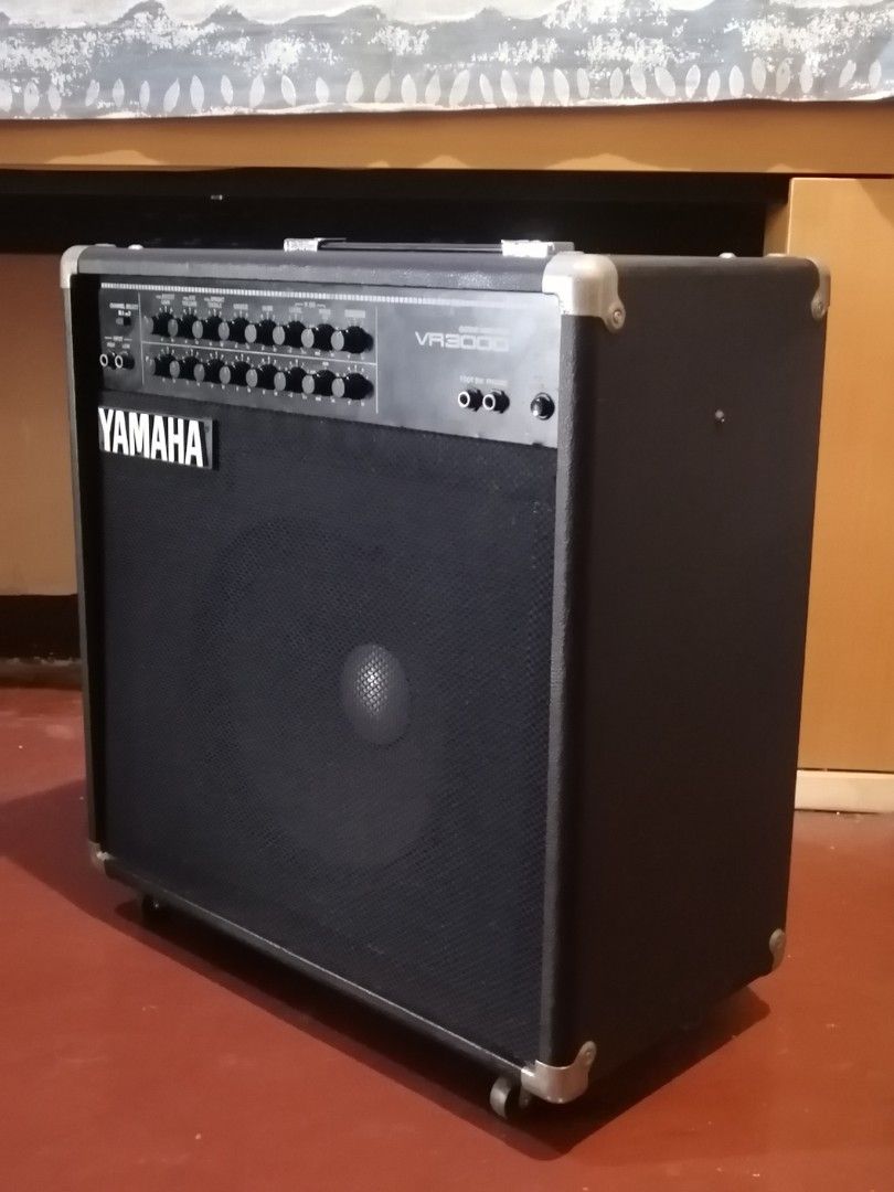 Yamaha VR-3000 Guitar Amplifier, Hobbies & Toys, Music & Media, Musical Instruments on Carousell
