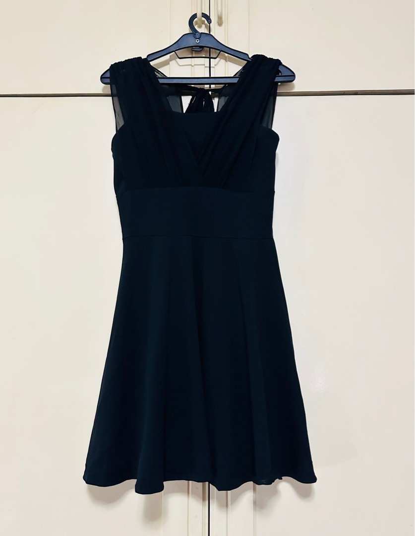 BLACK MIDI DRESS Small, Women's Fashion, Dresses & Sets, Dresses on ...