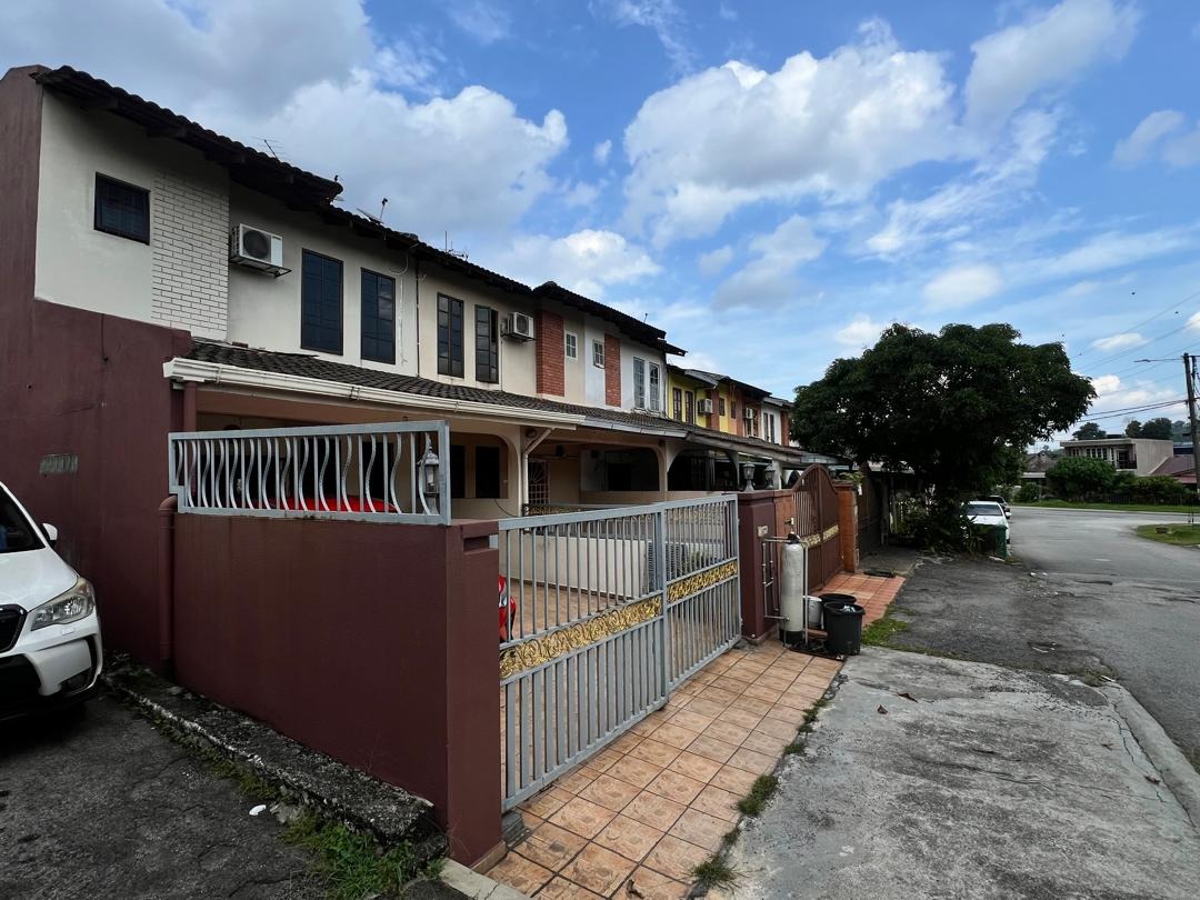 Bukit Belimbing 2-Storey Endlot 18x60 Freehold Balakong, Property, For ...