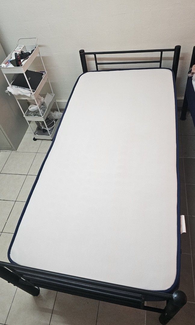 Clean Single Mattress at Jalan Bahar , Jurong West near Boonlay MRT ...