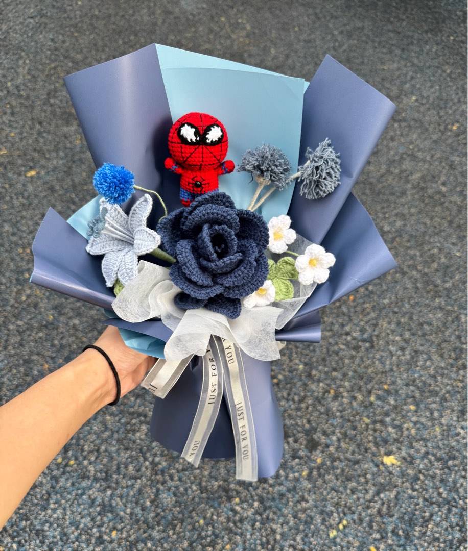 (Customisable)Spider man bouquet | Spiderman bouquet | Spider-man ...