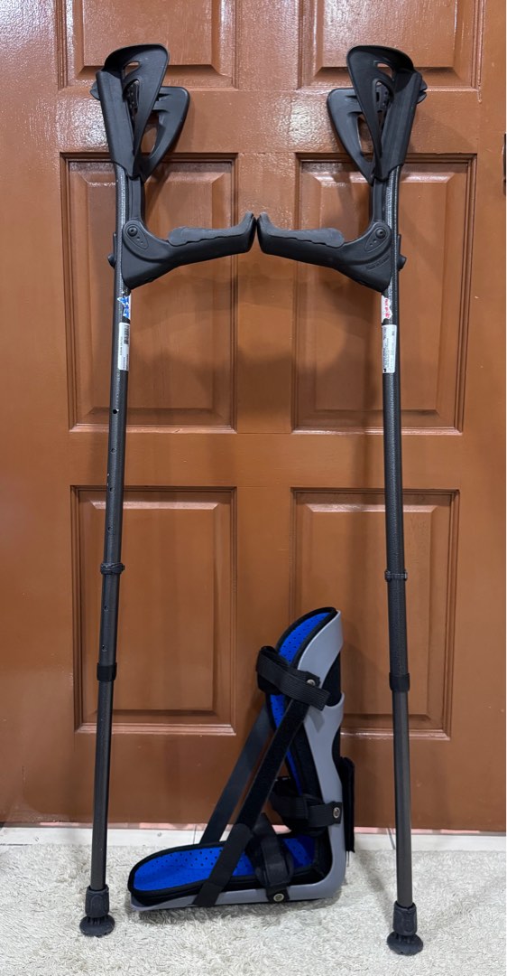 Elbow crutches and airwalker, Health & Nutrition, Medical Supplies ...