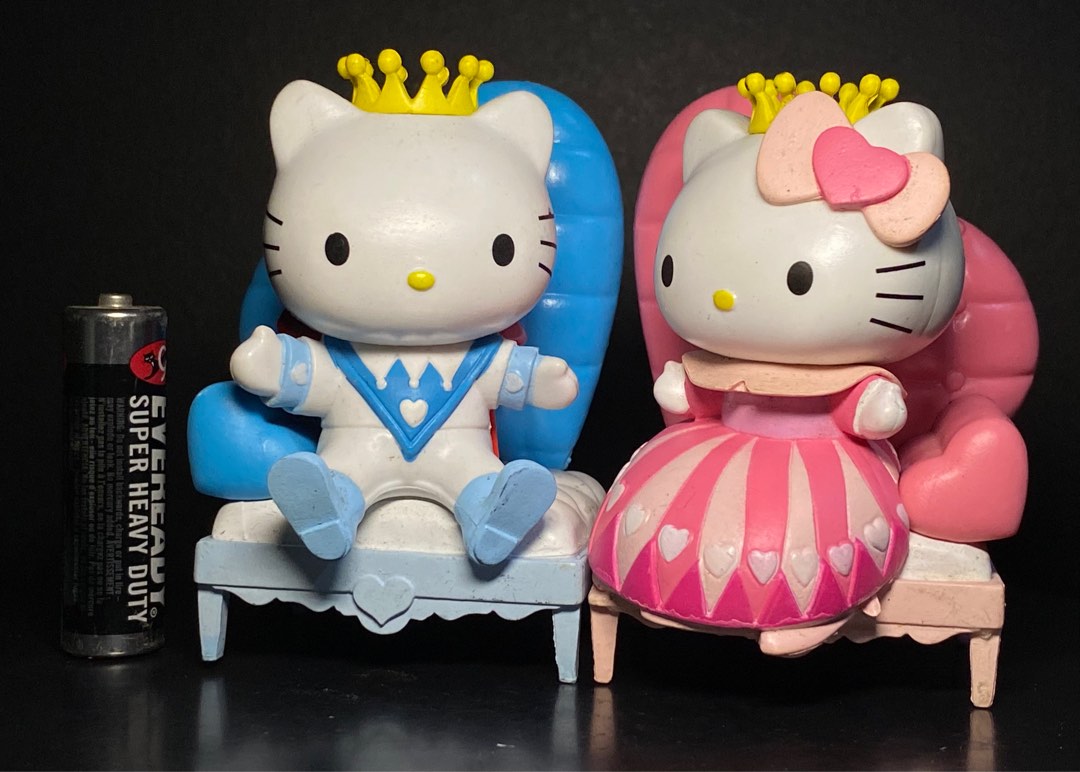Hello kitty 40th anniversary Sanrio king and queen set (as is condition ...