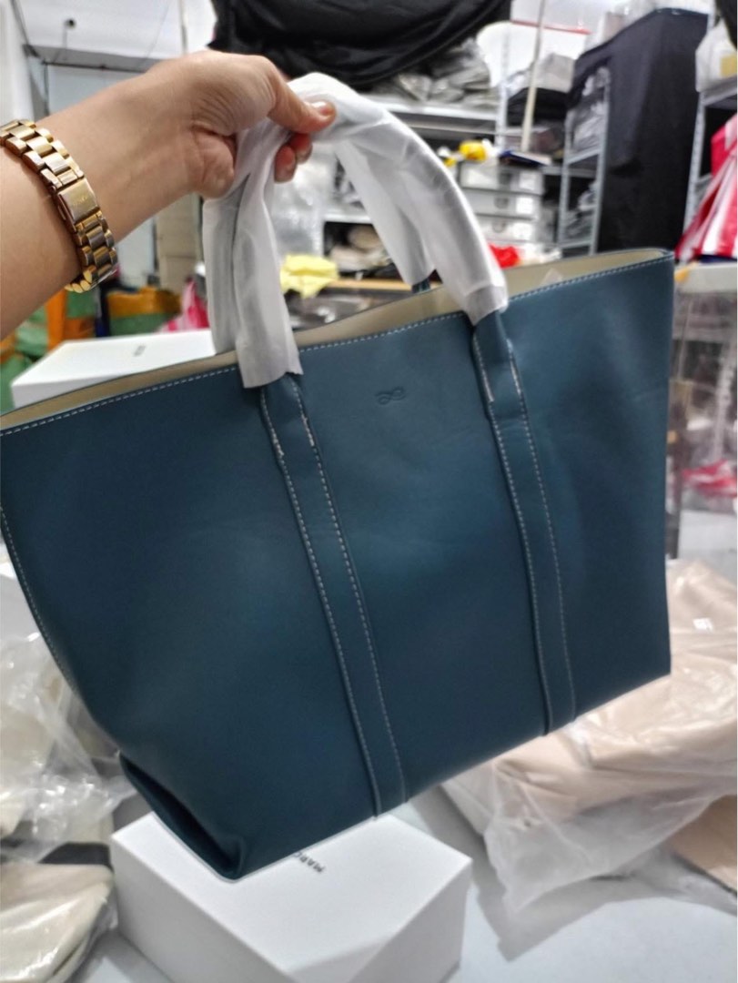 HOLB FLIP TOTE BAG BGRN, Women's Fashion, Bags & Wallets, Tote Bags on ...
