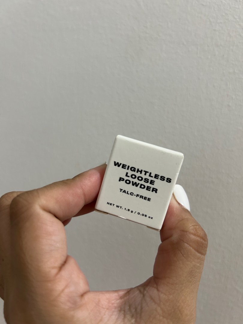 Issy Mini Translucent Powder, Beauty & Personal Care, Face, Makeup on ...