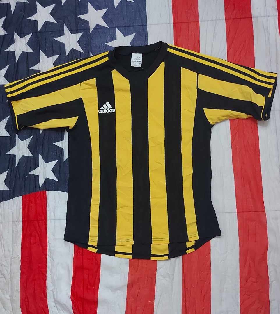 Jersi Adidas colourway Harimau Malaya made in Japan, Men's Fashion ...