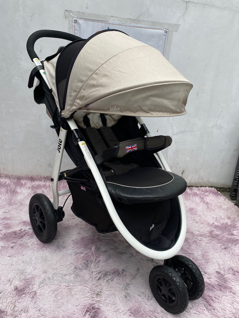 Joie Litetrax 3 wheels stroller for 35kilo toddler, Babies & Kids ...