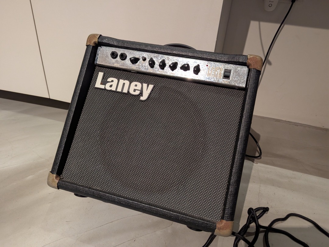 Laney LC15R Guitar Tube Amp, Hobbies & Toys, Music & Media, Musical ...
