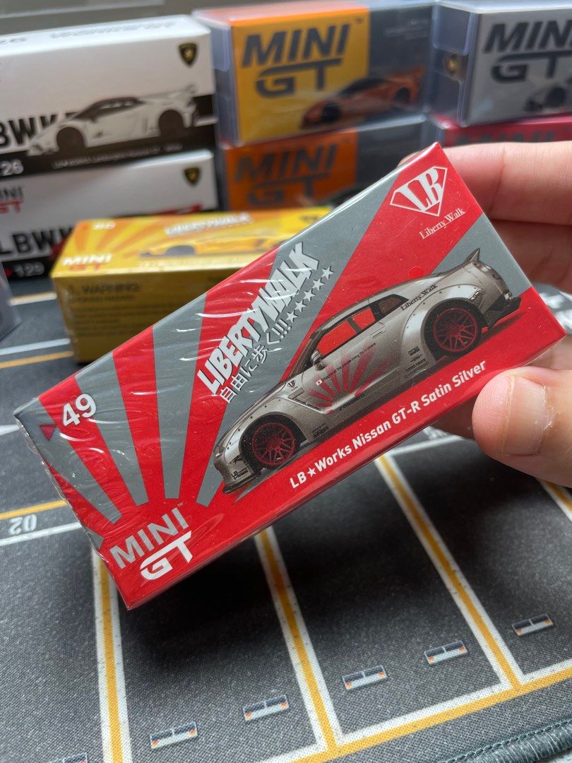 Mini GT #49 LB WORKS NISSAN GTR satin silver, Hobbies & Toys, Toys ...