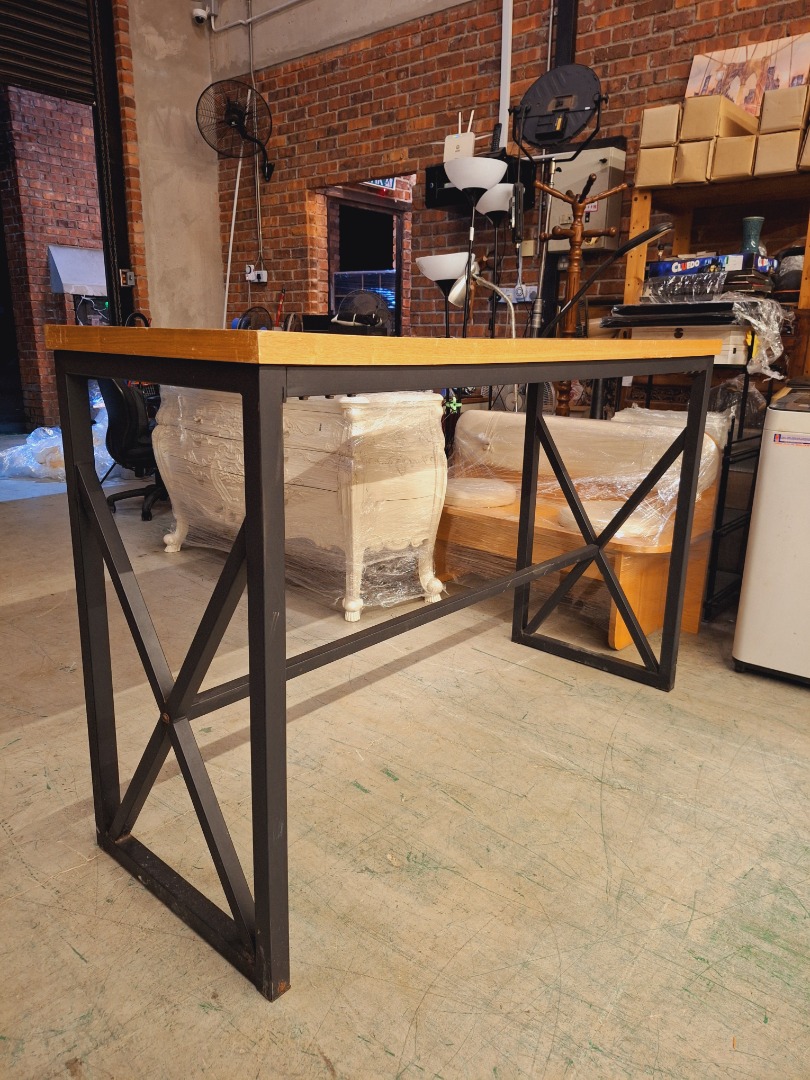 Modular White Oak Veneer Black Steel Coated Framed Counter Height Bar ...