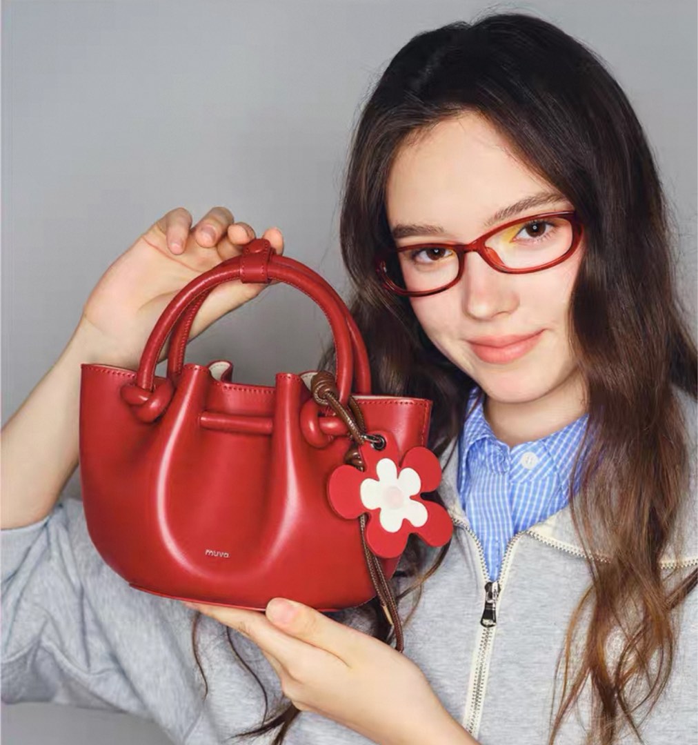 Muva leather white sling bag, Women's Fashion, Bags & Wallets, Cross ...